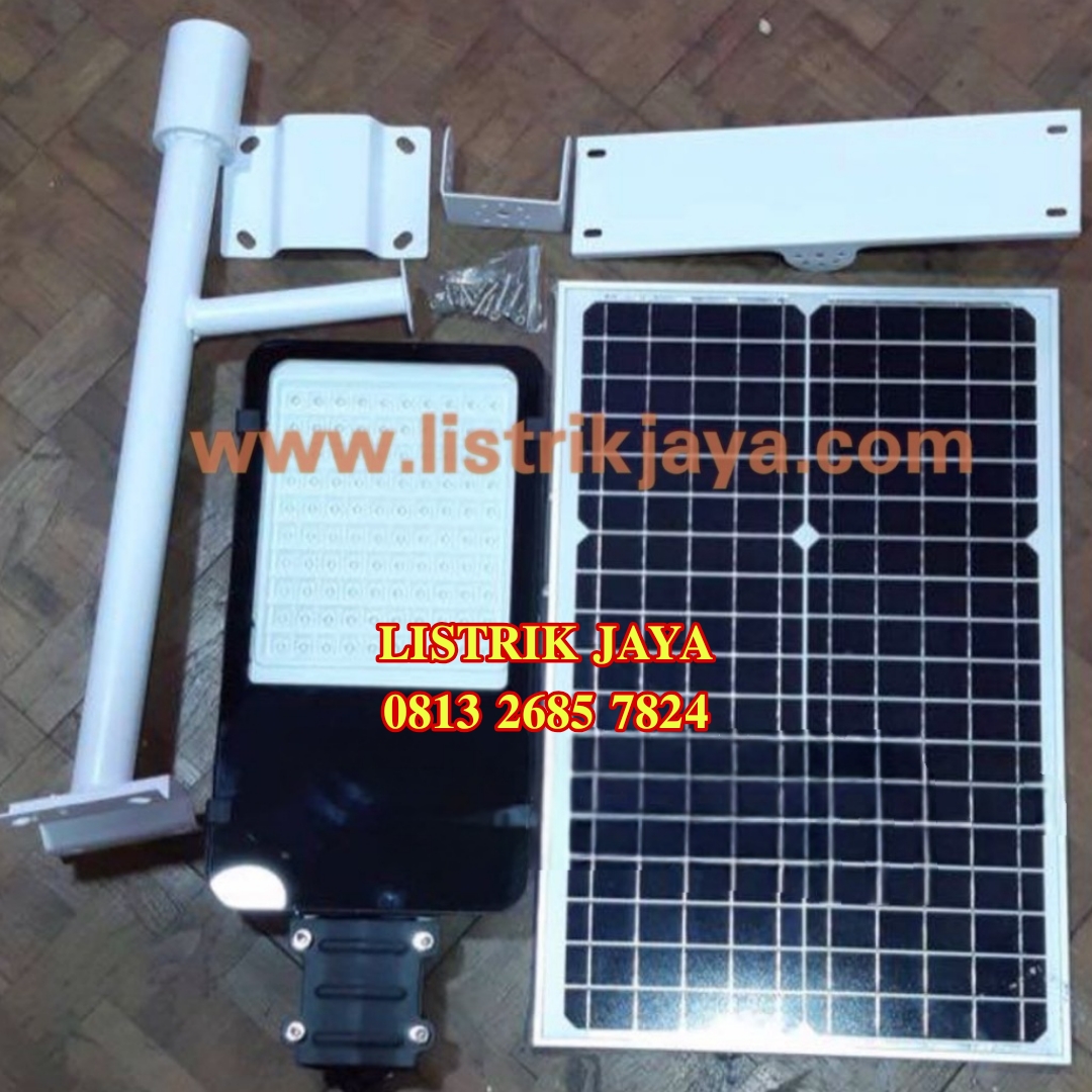 Jual Lampu Jalan Led Tenaga Surya 50W SMD | Listrik Jaya Kenari Mas